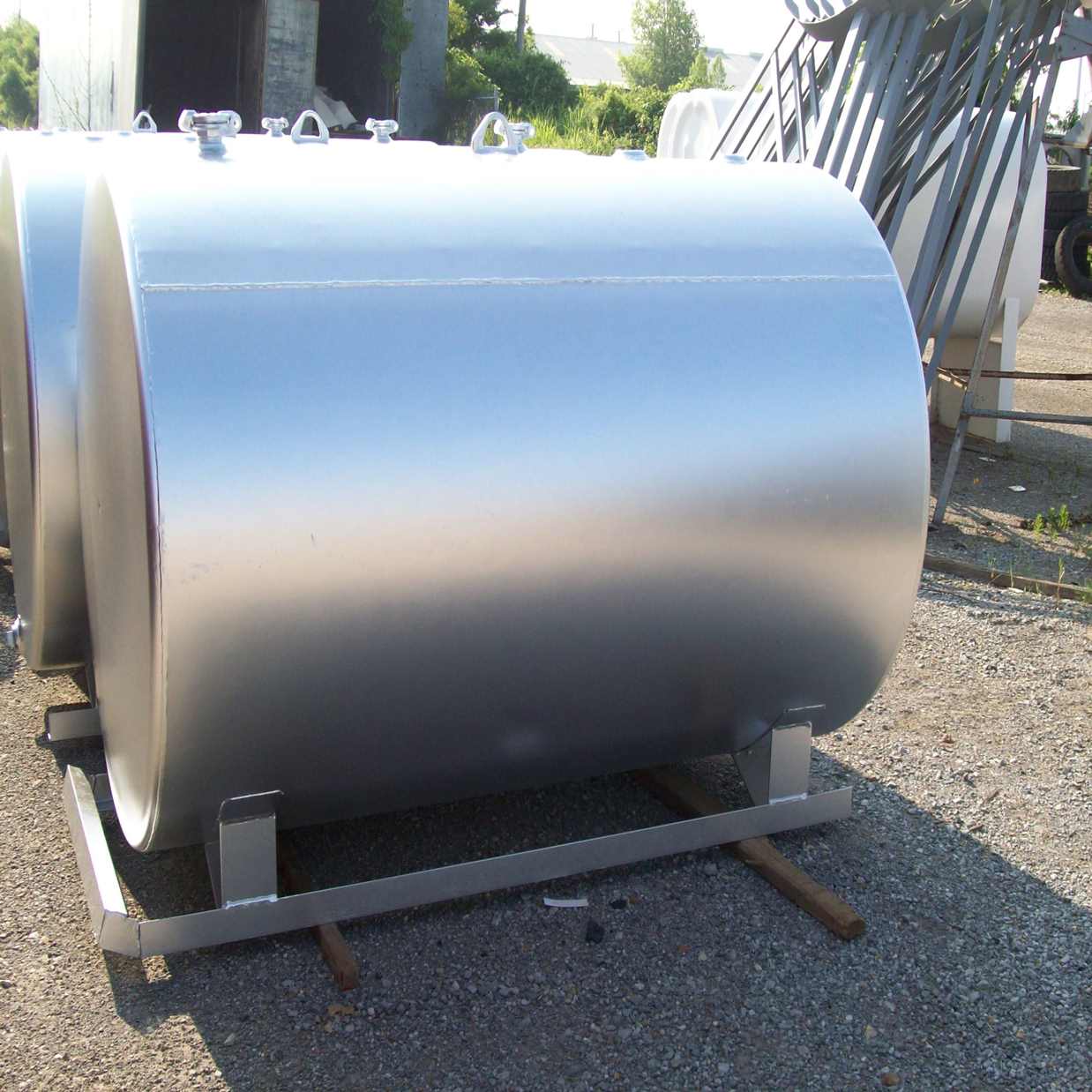UL 142 Single Wall Skid Tanks 150, 300 & 550 Gallons | Newberry Tanks