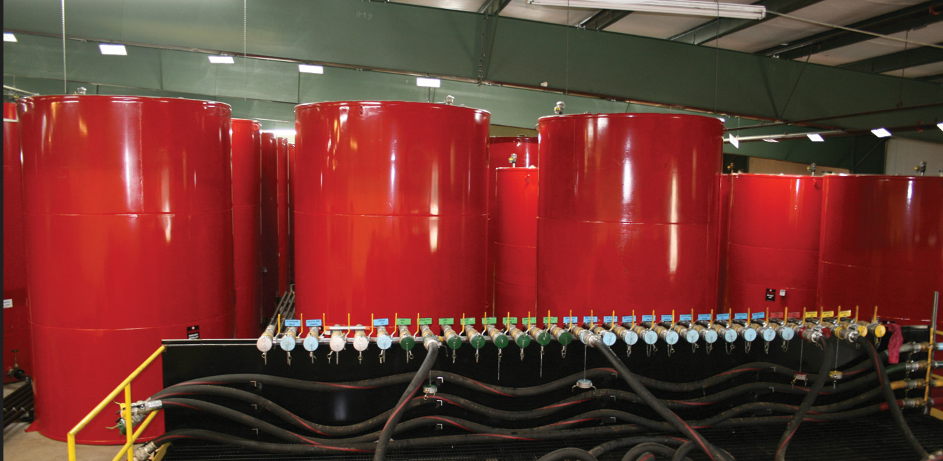 UL 142 Single Wall Vertical Tanks 300 & 550 Gallons | Newberry Tanks